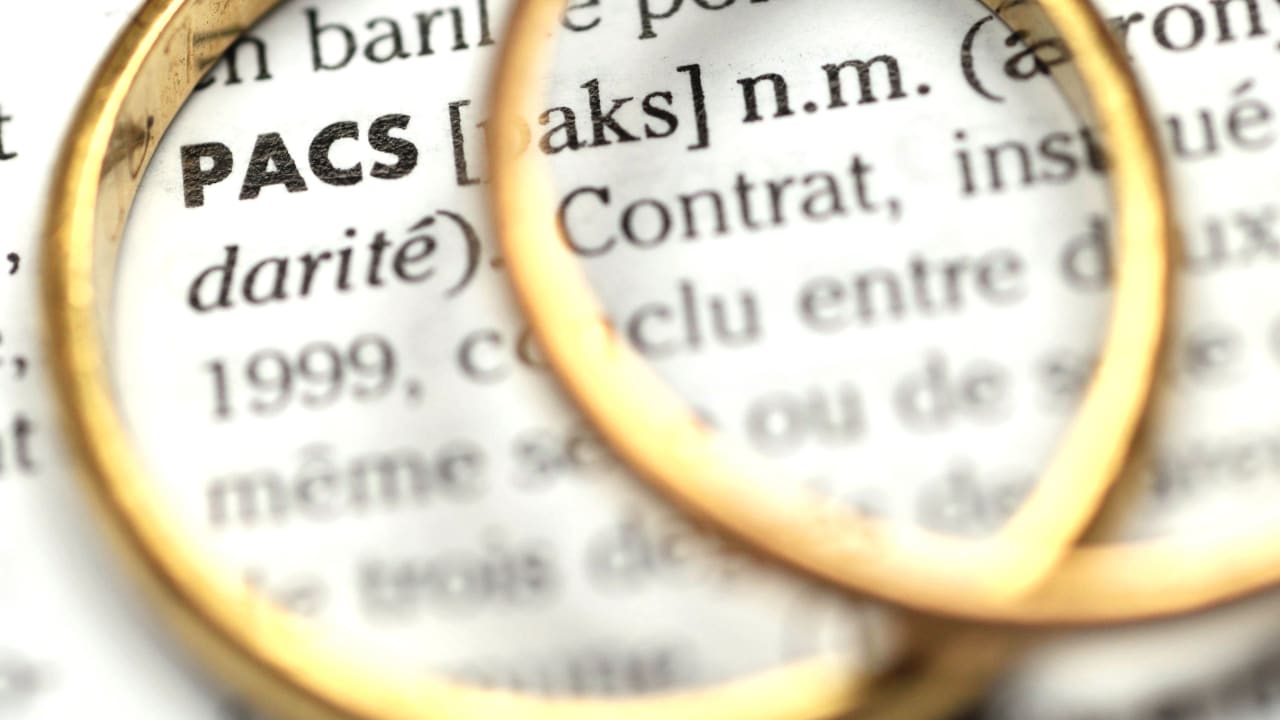 Retraite : la pension de réversion désormais versée aux couples pacsés