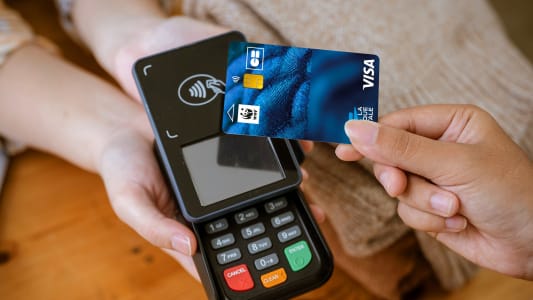 La Banque Postale : c'est quoi, cette nouvelle carte bancaire 5 euros ...